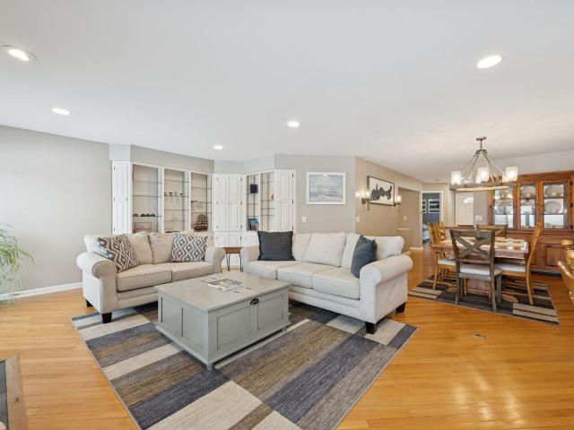 355 Havenwood Dr, Unit 3