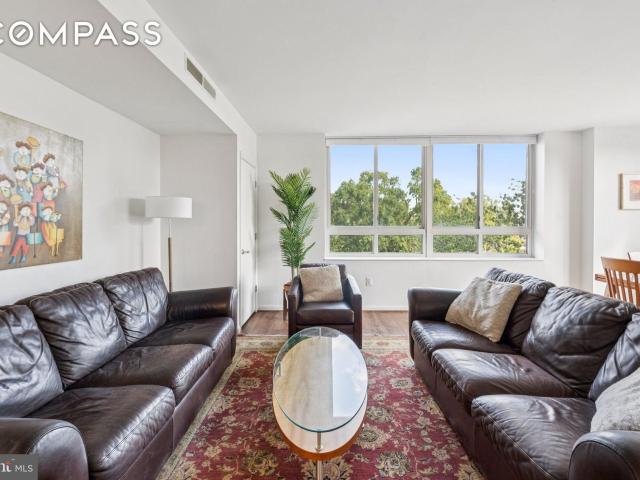 355 I St SW 601, Washington, DC