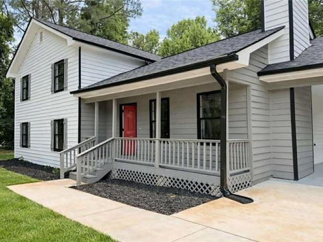 355 Oak Hill Cir, Covington, GA 30016