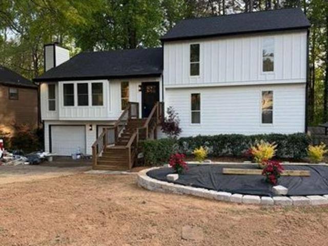 355 McKees Rock Ln, Lawrenceville, GA 30044