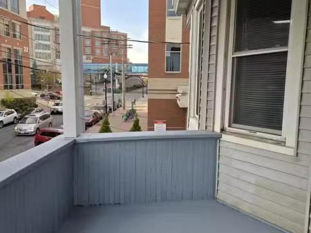 355 Myrtle Ave. Apt B, Albany, NY 12208