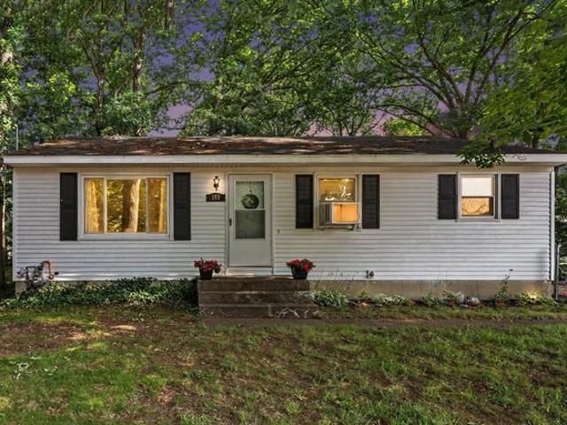 355 Nancy St SE, Grand Rapids, MI 49548