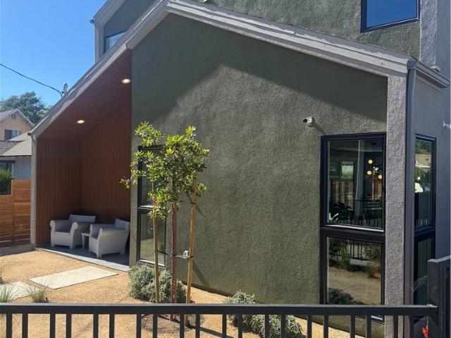 355 Newland St, Los Angeles, CA 90042 | MLS #IV26112