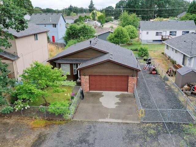 355 S 13th St, Saint Helens, OR 97051