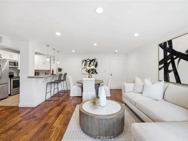 355 S Madison Avenue 224
