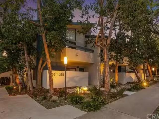 355 S Marengo Ave #103, Pasadena, CA 91101