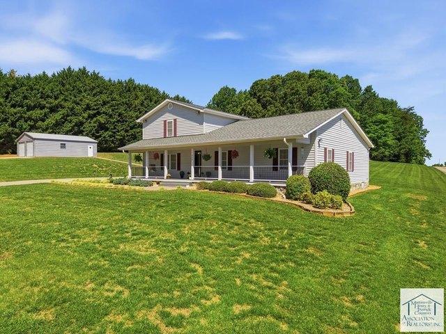 355 Sunnycrest Dr, Martinsville, VA 24112