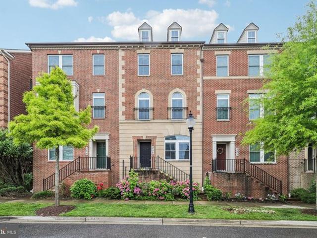 355 Parkview Ave, Gaithersburg, MD 20878