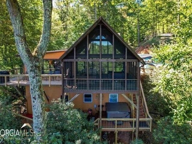 355 River Bend Ln, Blue Ridge, GA 30513