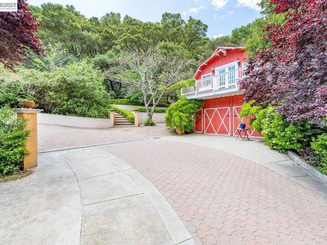 35655 Palomares Rd