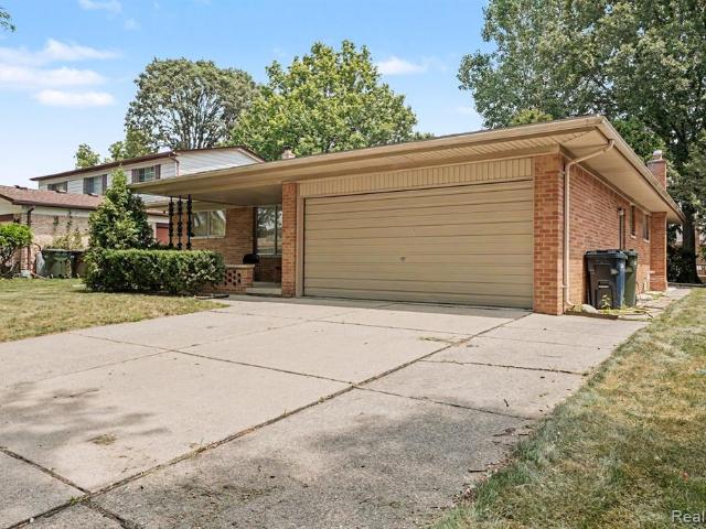 35656 Saxony Drive