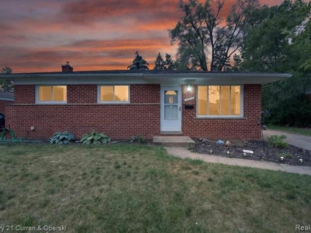 35669 Hees St, Livonia, MI 48150
