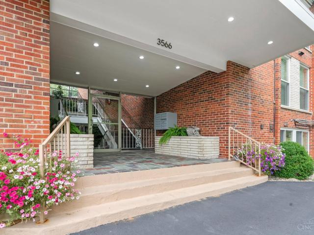 3566 Amberacres Drive
