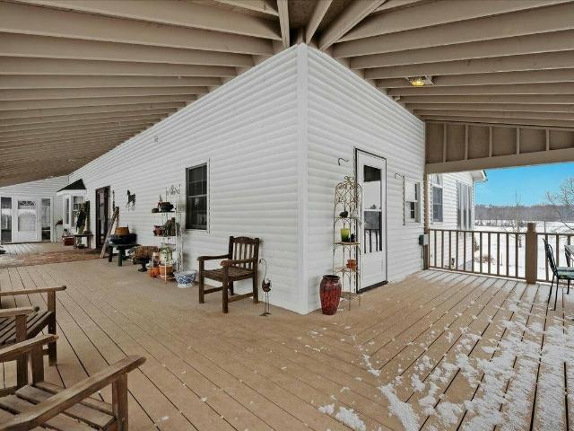 3566 Curdy Rd, Howell, MI