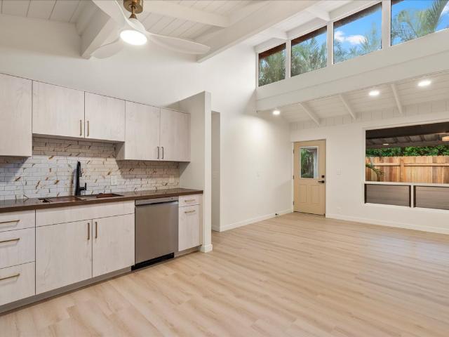3567 Baldwin Ave, 3 beds, 1 full bath