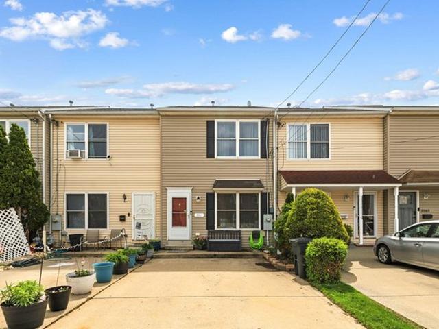 3567 E Thompson St, Philadelphia, PA 19134