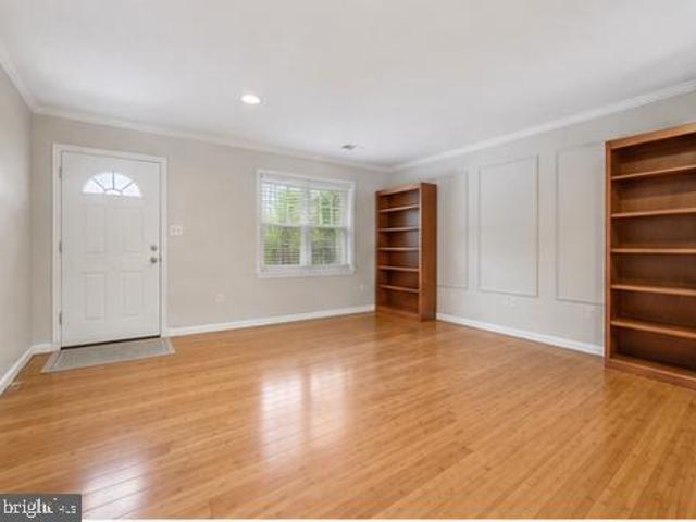 3569 Plumtree Drive # 6