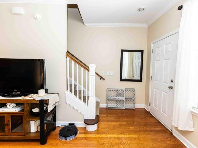 3560 Alexandria Ave. 3560