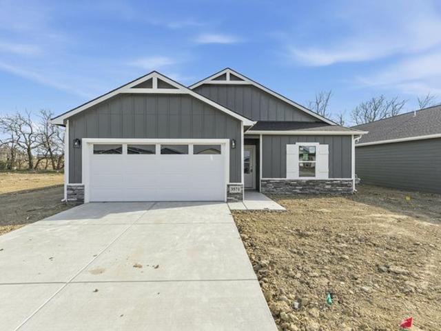 3560 E Bearsden St, Derby, KS 67037