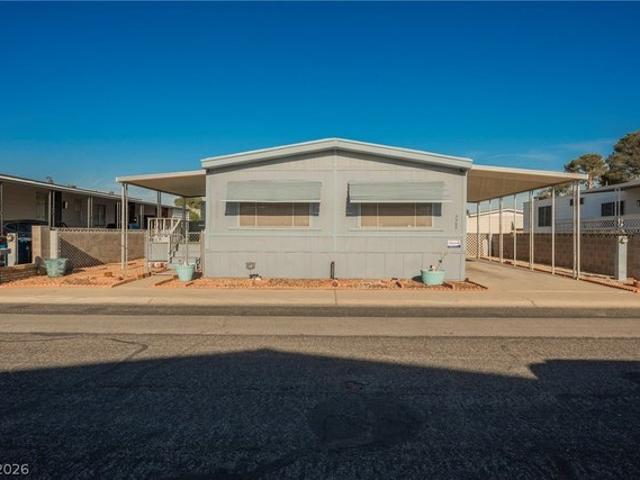 3560 Haleakala Dr, Las Vegas, NV 89122