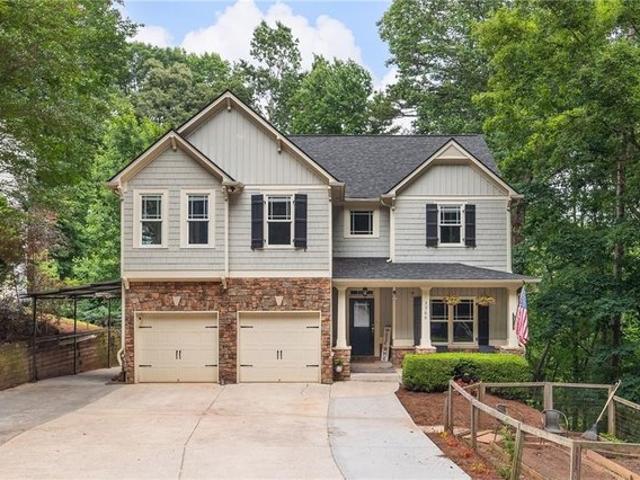 3560 Ridge Dr, Gainesville, GA 30501