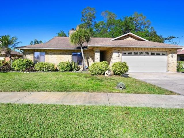 3560 Sawgrass Dr, Titusville, FL 32780