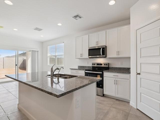 35612 N Gamble Ln, San Tan Valley, AZ 85140