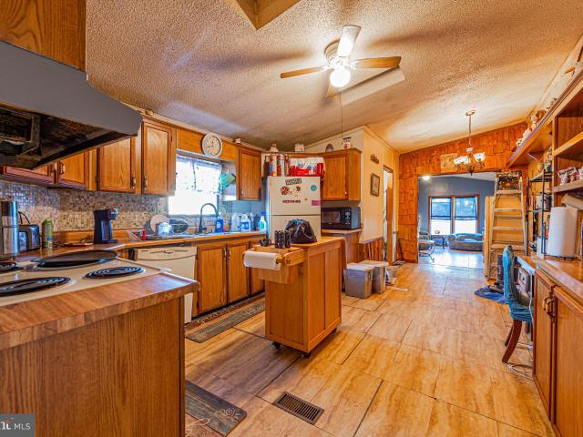 35618 Sussex Ln, Unit 36619, Millsboro, DE 19966 | MLS #DESU2103 | Compass
