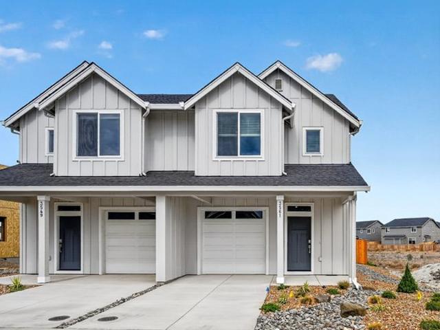 3561 NW 7th St, Redmond, OR 97756