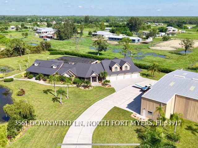 3561 Downwind Ln, North Fort Myers, FL 33917