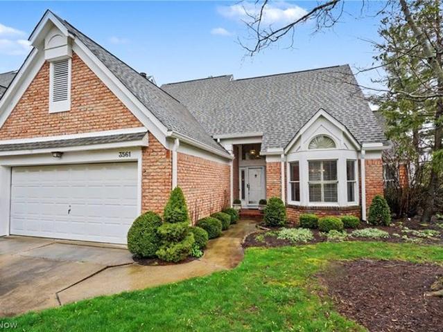 3561 Sparrow Pond Ln, Akron, OH 44333