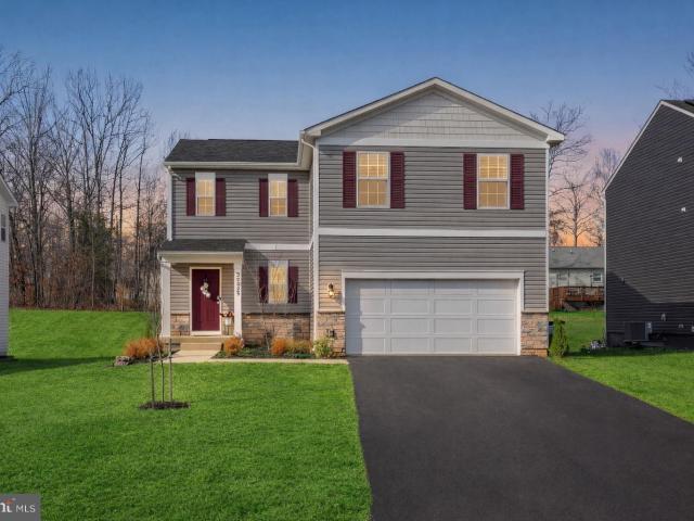 35623 Pine Needle Ln, Locust Grove, VA 22508 | MLS #VAOR2013 | Compass