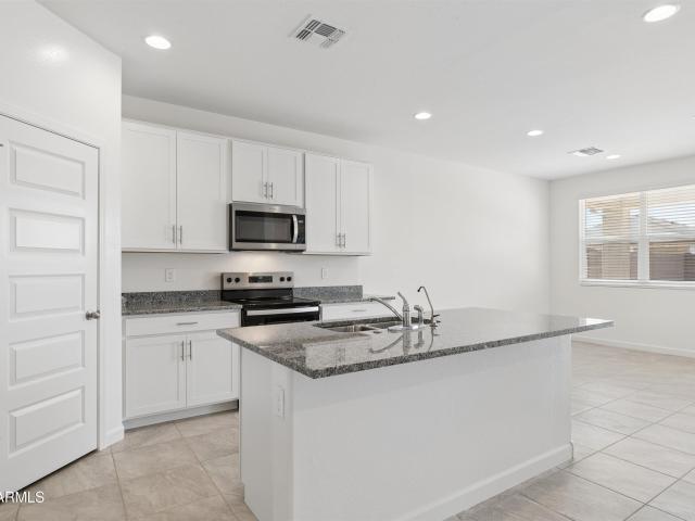 35624 N Gamble Lane