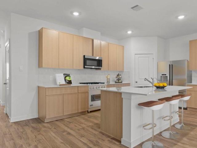 3562 Lovebird Lane