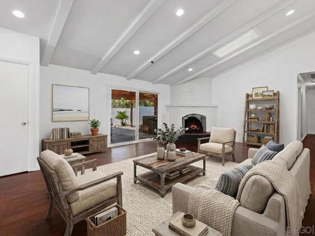3562 S Mission Road