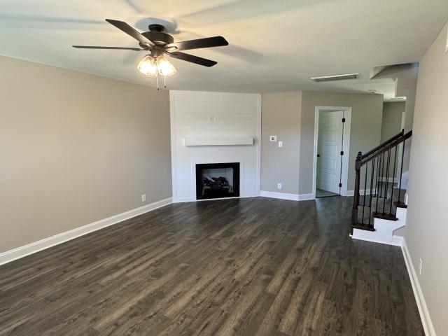 3562 Torrington Ln