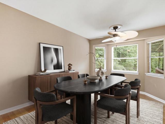 3562 Valley Trail