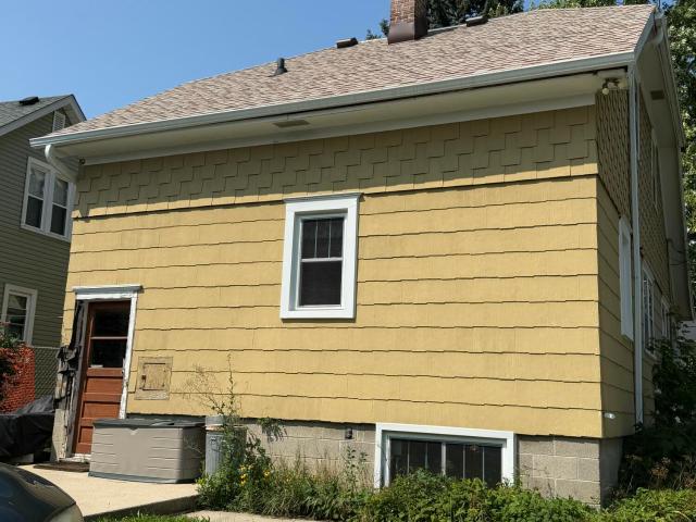 3563 Douglas Ave