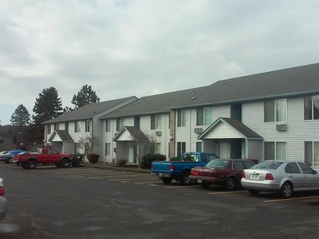 3563 Silverpark Pl NE, Salem, OR 97305