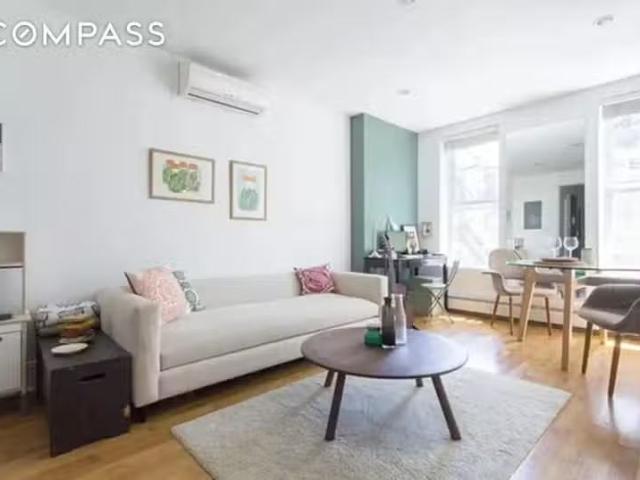 356 12th Street, 2 A, Brooklyn, NY 11215