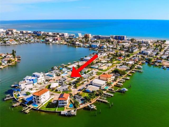 356 144th Ave, Madeira Beach, FL 33708