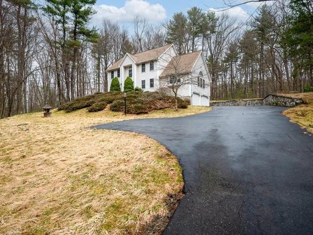 356 Church St, Northborough, MA 01532