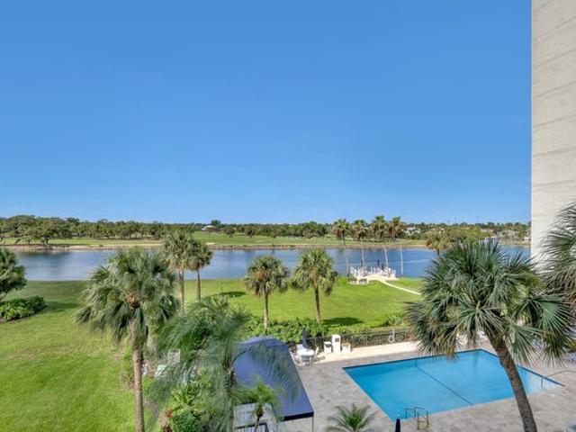 356 Golfview Rd Apt 403, North Palm Beach, FL 33408