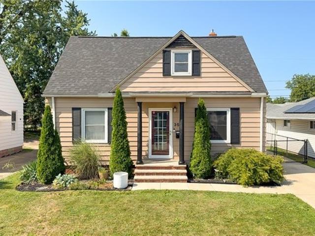 356 E 329th St, Willowick, OH 44095