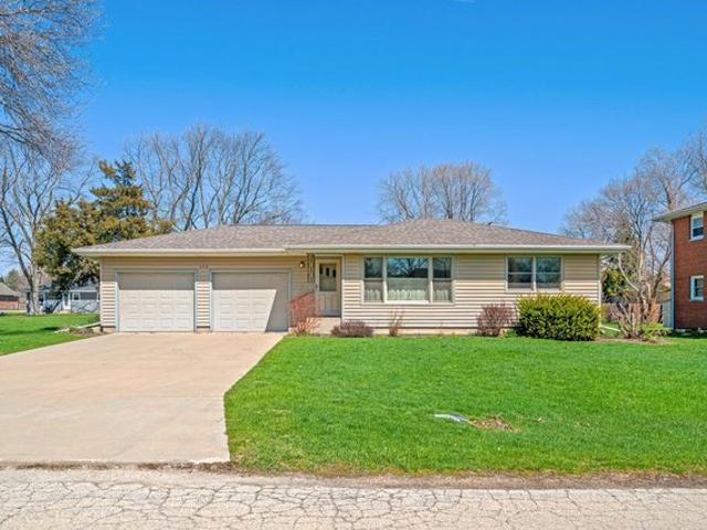 356 E Ann St, Somonauk, IL 60552
