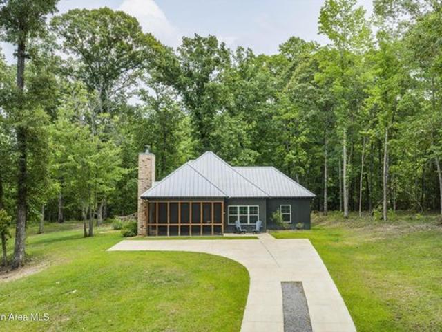 356 Harbor View Blvd, Dadeville, AL 36853
