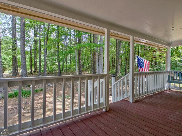 356 Old Highway 16