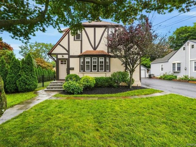 356 Marietta Ave, Hawthorne, NY 10532