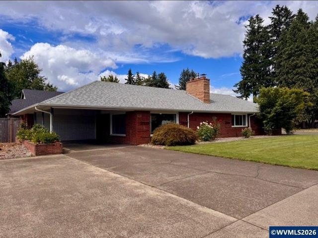 356 NE 10th Ave, Canby, OR 97013