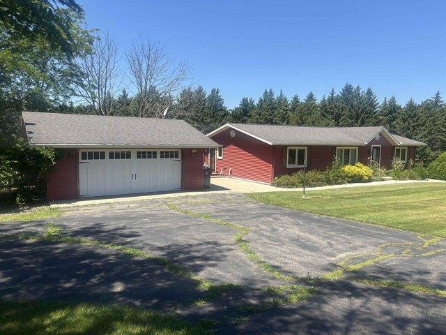 356 Sherman Ave, Markesan, WI 53946